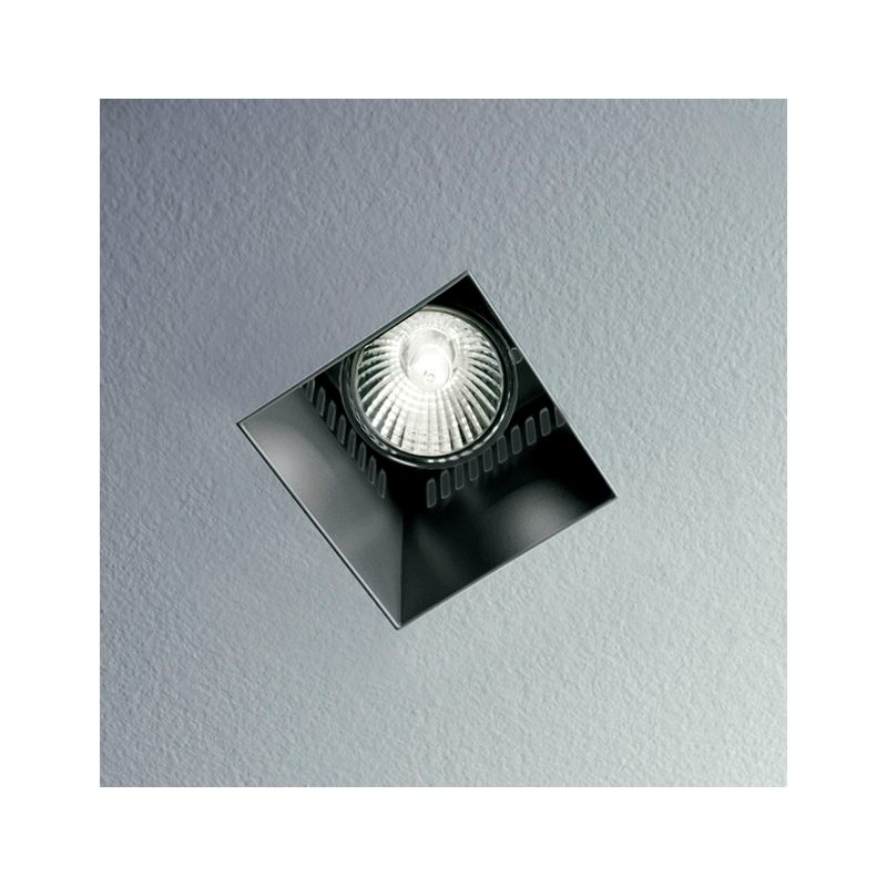 BIC B07 (LED). de Oty Light | La Tienda de Iluminación